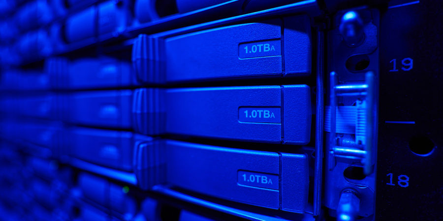 What is the Difference Between UPS and Battery Backup?